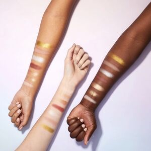 Pacifica | Makeup | Pacifica Animal Magic 28 Shade Eyeshadow Palette ...